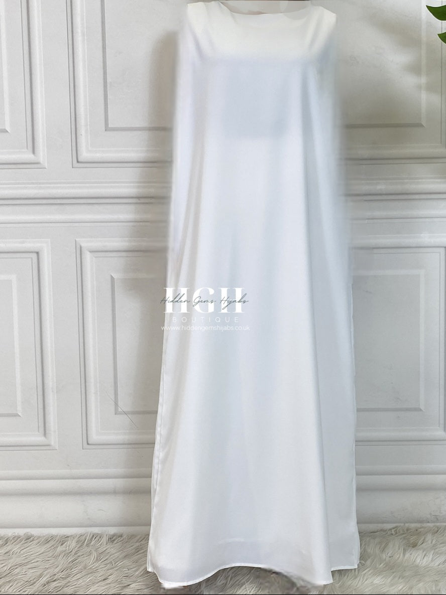 White inner slip | Sleeveless – Hidden Gems Hijabs